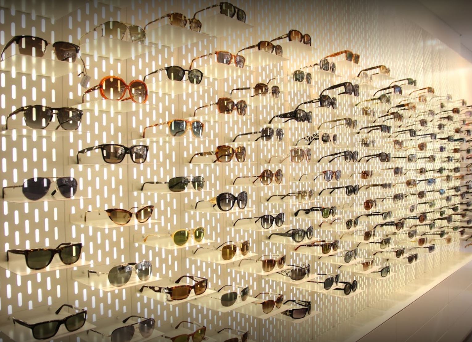 Augenoptik - eyesee Optik München Grünwald Augenoptik Sonnenbrille